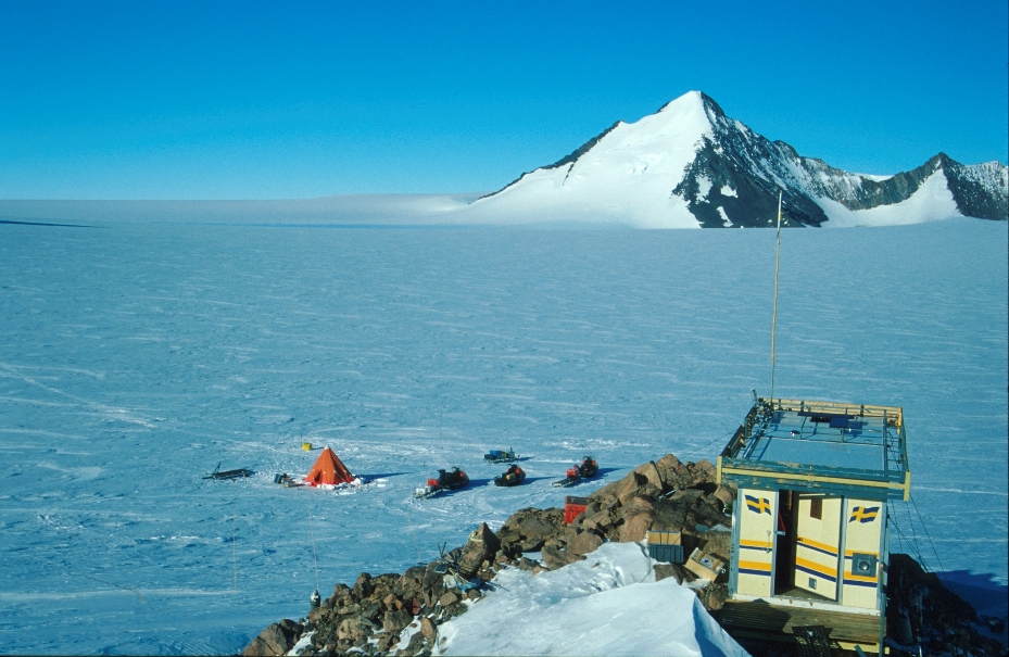 Svea Research Station